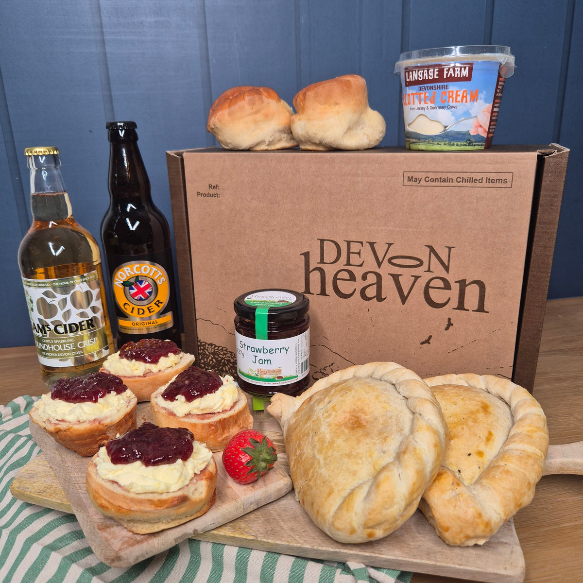 The Pasty & Cider Cream Tea Hamper – Devon Heaven
